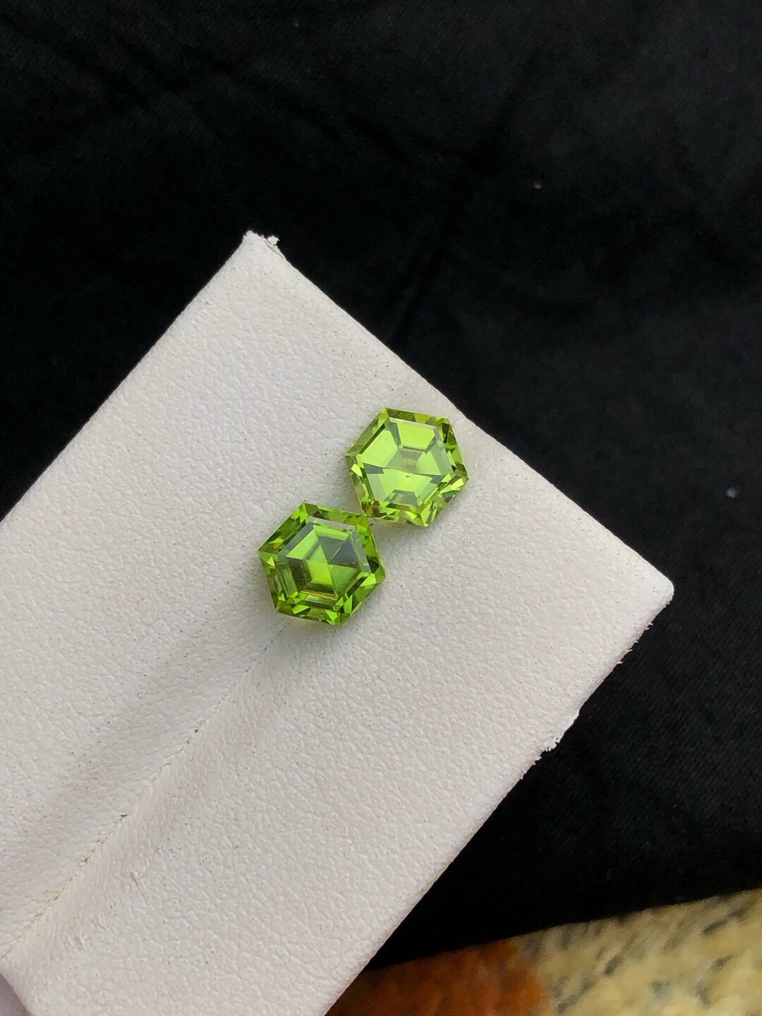 Hexagonal Loose Peridot Pair Gemstone, Natural High Quality Peridot ...
