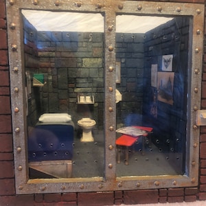 A Hannibal Lecter Cell Diorama 1:12 Silence of the Lambs (fig Not ...