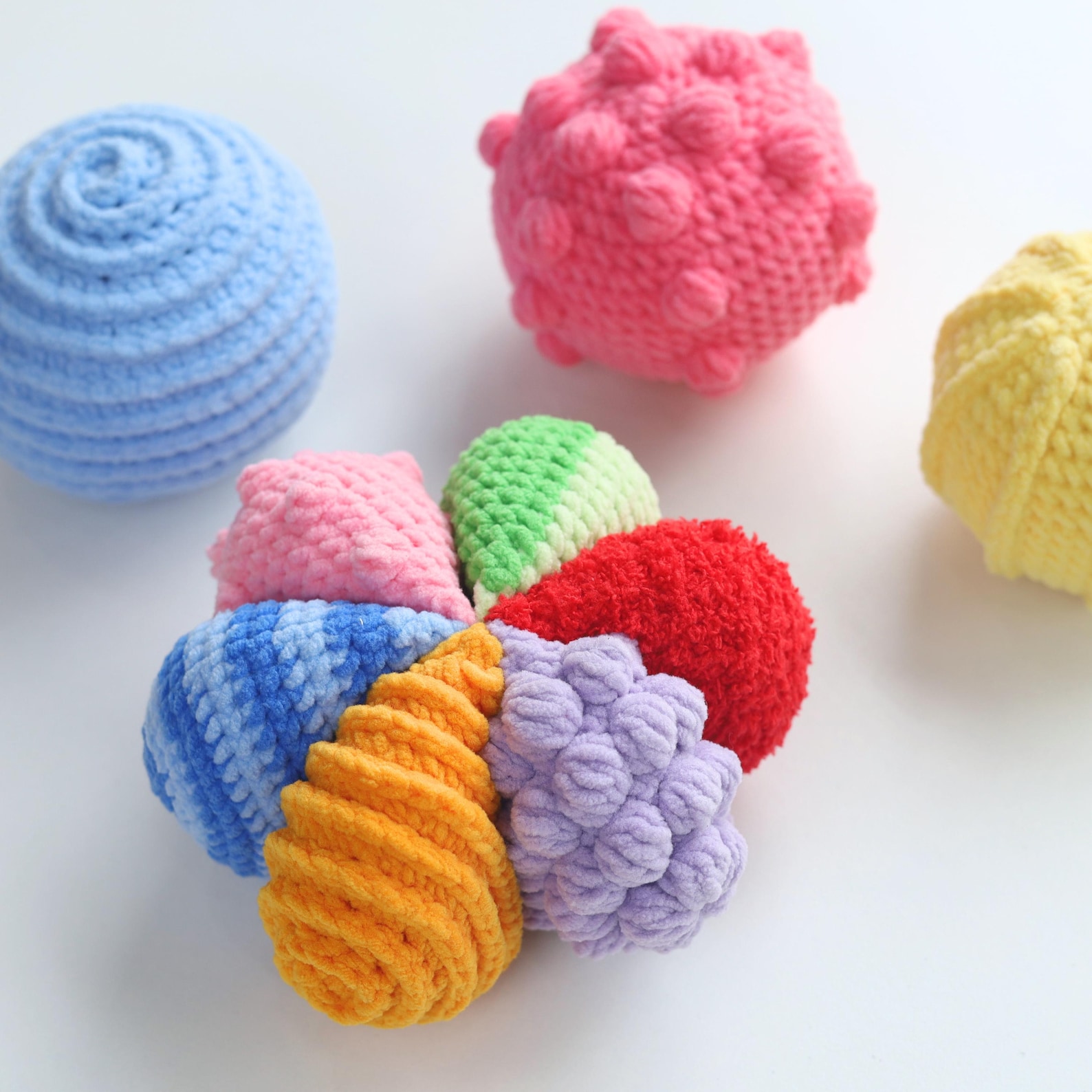 4in1 Sensory Balls Crochet Pattern, Montessori Sensory Ball, Fidget Toy ...