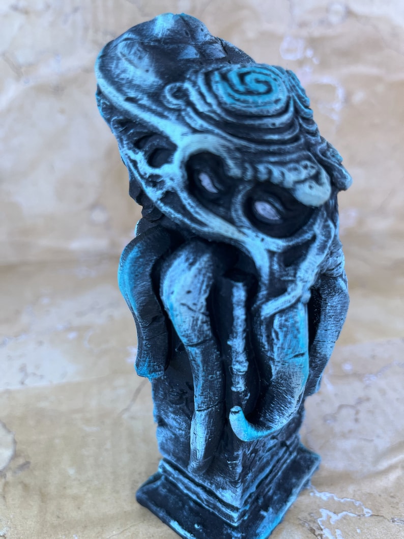 Cthulhu Totem Figure, H.P. Lovecraft Statue, Octopus Figurines, Call of ...