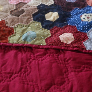 Hand-quilted Hexagon Quilt: Amish Bordeaux Patchwork, Grandmother's ...