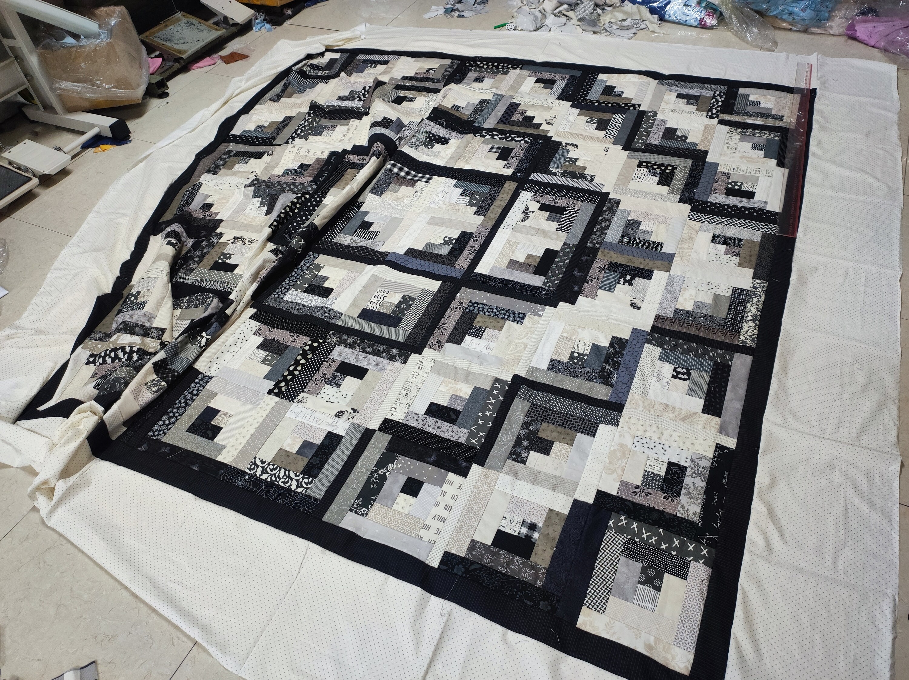 Amish Hand-quilted Log Cabin Quilt, Black Gray White Patchwork - Etsy