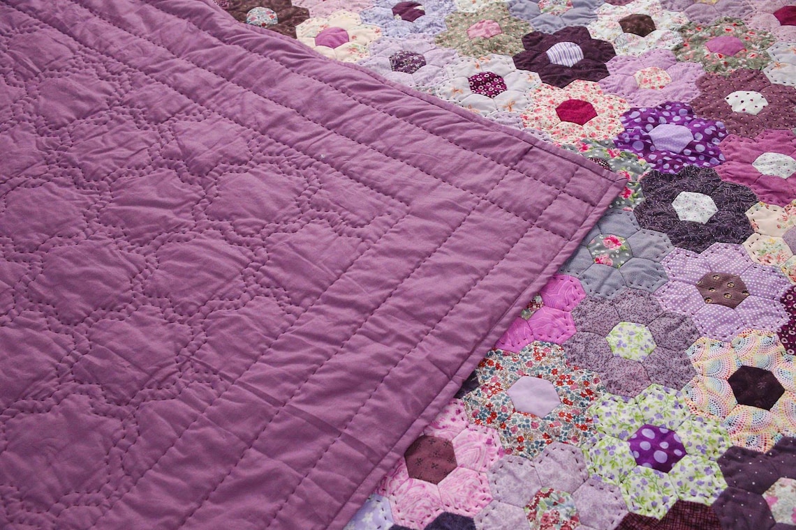Hand-quilted Hexagon Patchwork Quilt: Bordeaux Amish Style, Custom Made ...