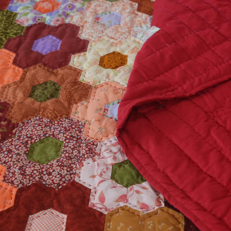 Hexagon Quilt , Amish Hand Quilted Bordeaux Patchwork, Grandmother's ...