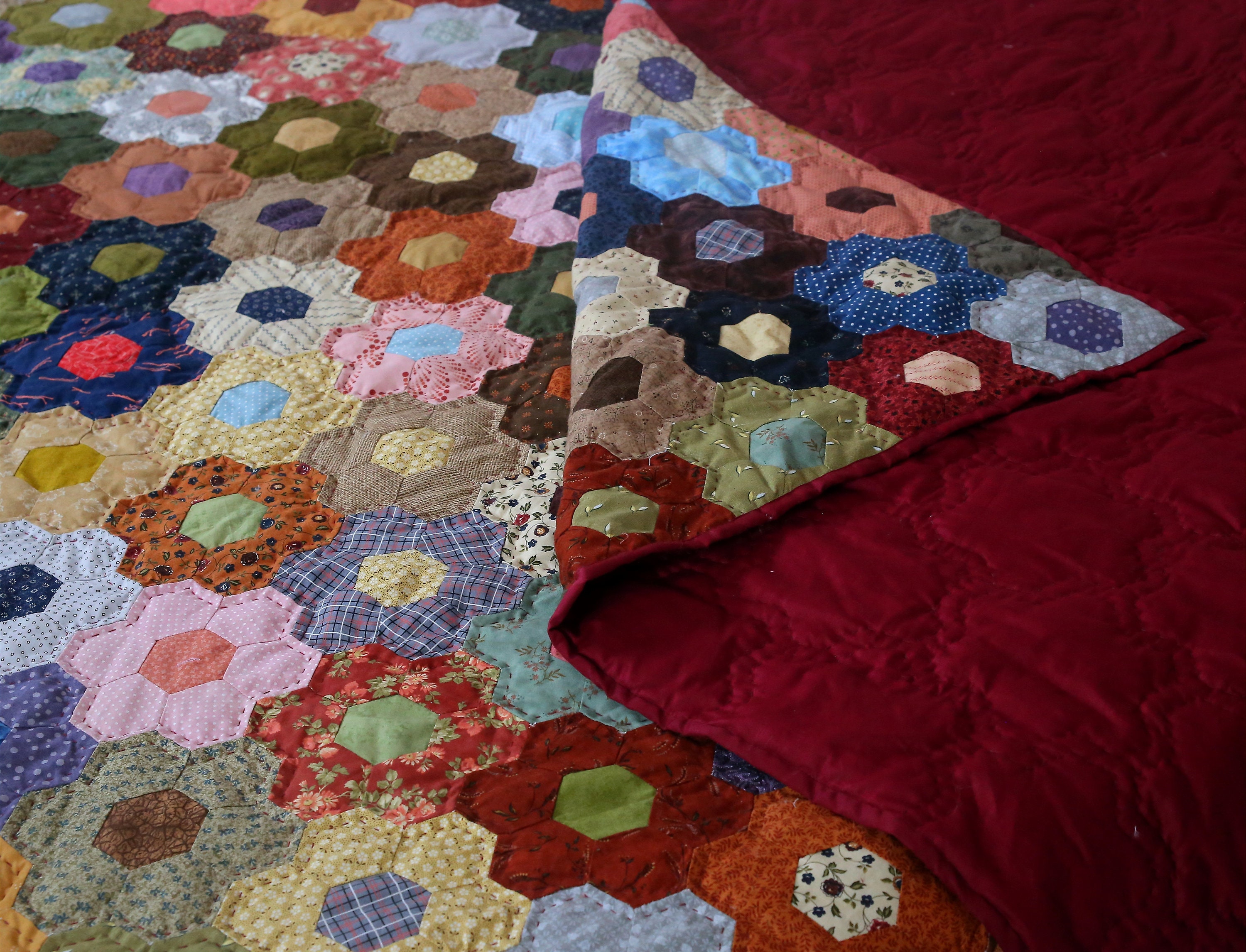 Hand-quilted Hexagon Quilt: Amish Bordeaux Patchwork, Grandmother's ...