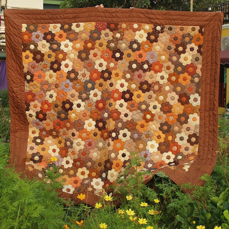 Hand-quilted Hexagon Patchwork Quilt: Bordeaux Amish Style, Custom Made ...