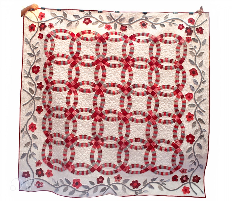 Amish Hand Quilted Circle of Love Quilt, Bordeaux Patchwork - Etsy