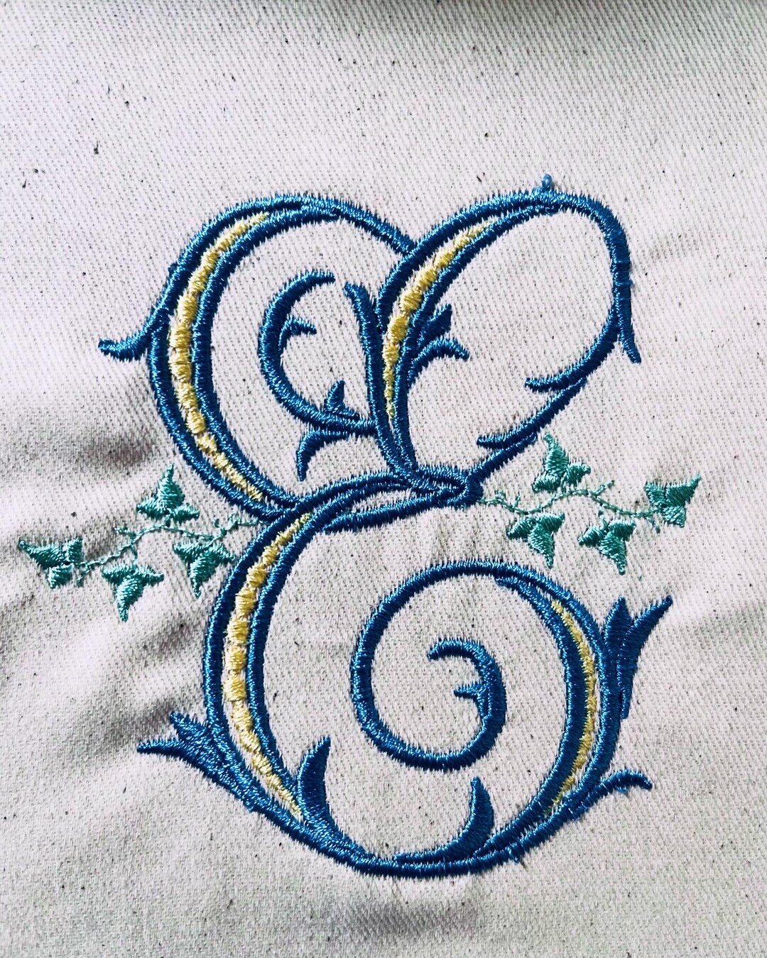 Vintage Old Monograms With Ivy Branches, 26 Capital Letters 4 Sizes ...