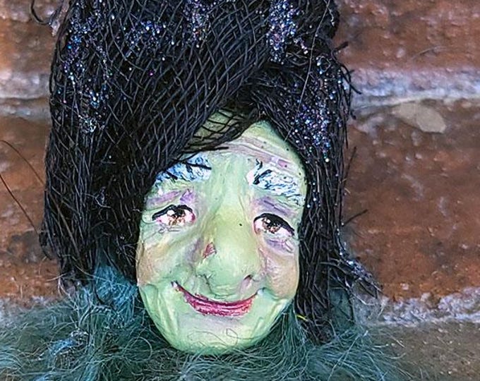 Black Hat Green Witch Face, Smaller Crone Face, Face Cabochon, Creepy ...
