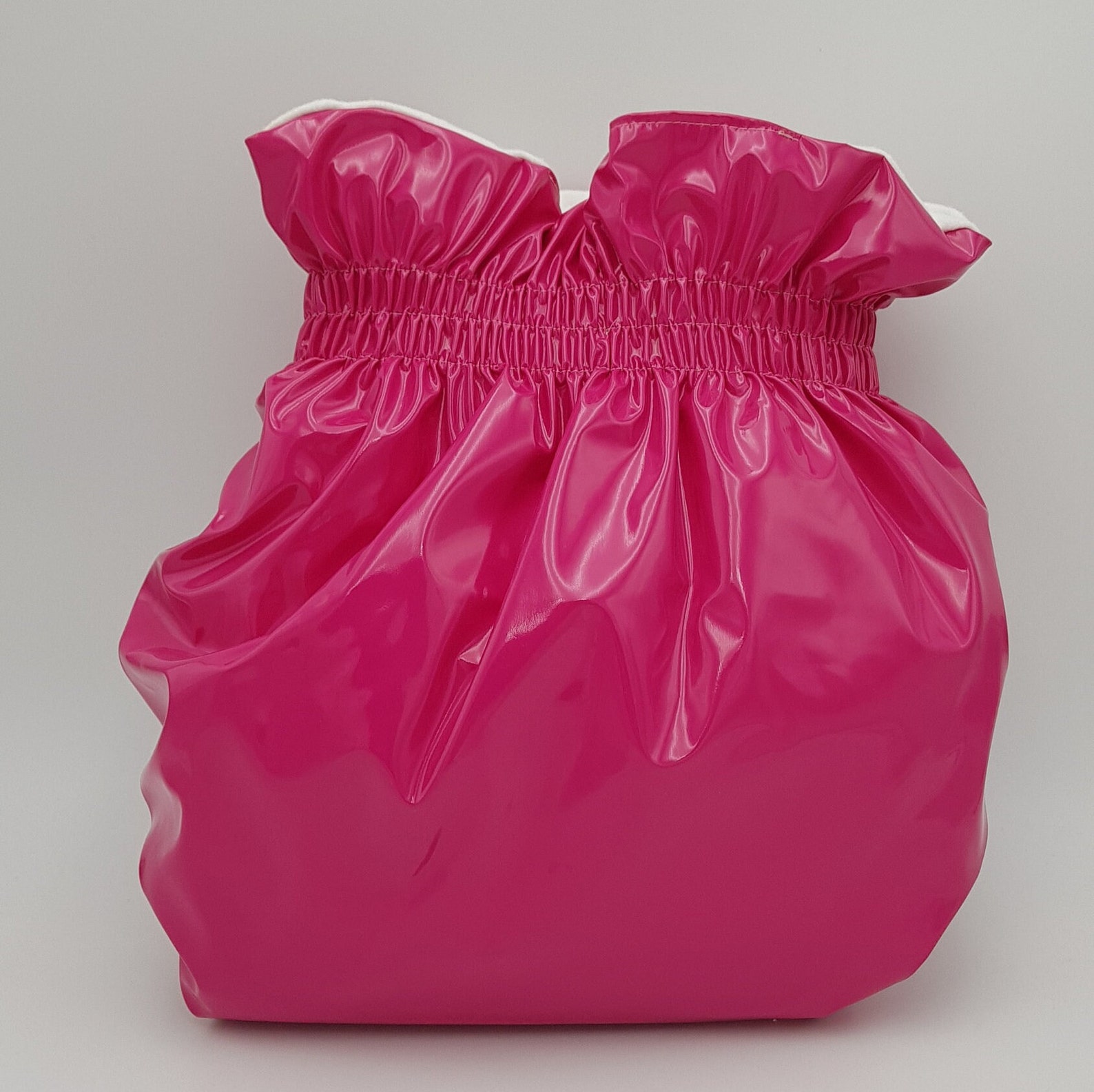 Adult Baby ABDL Omutsu Flausch Windel extra super dick aussen Lackfolie ...