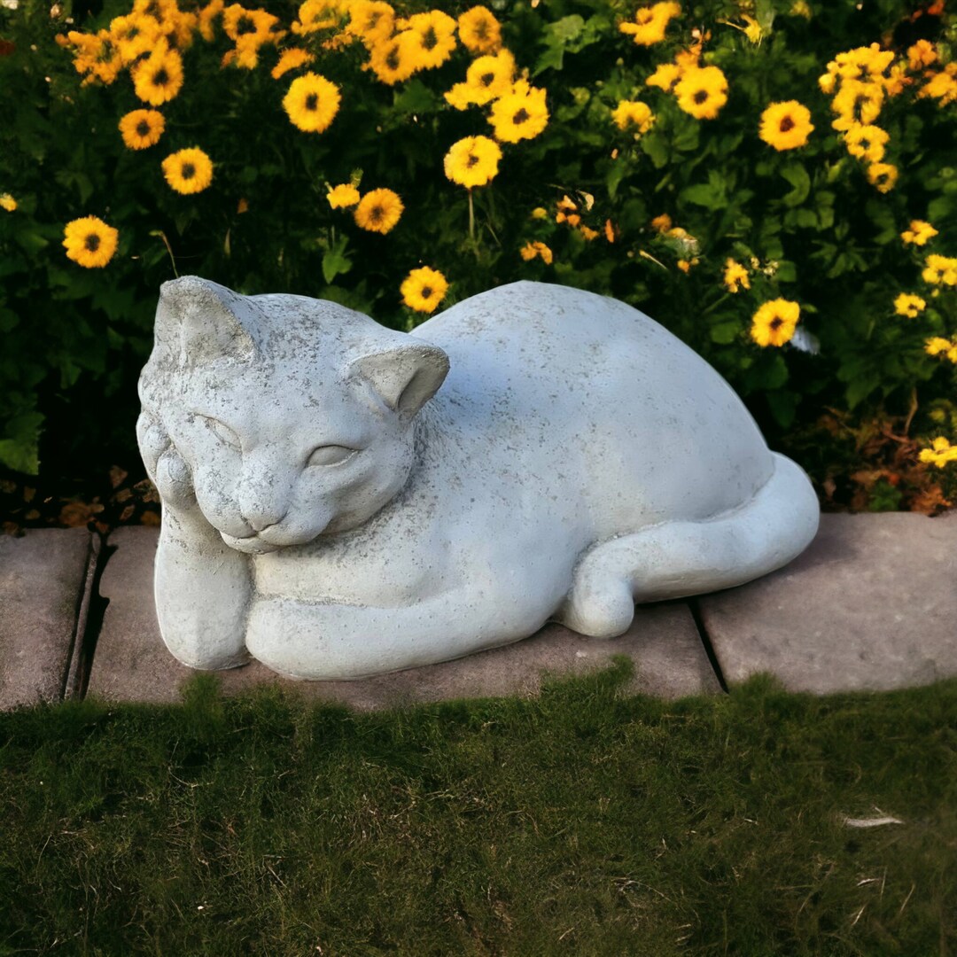 Curious Cat Statue Thinking Laying Cat Figurine the Thinker - Etsy