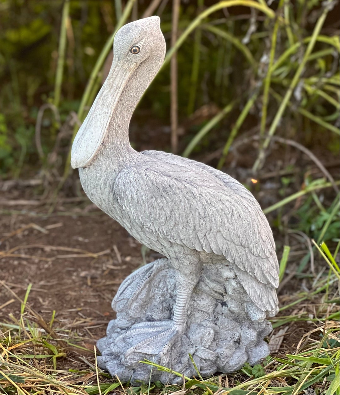 Stone Pelican Statue Concrete Pelican Sculpture Garden Bird Statue ...
