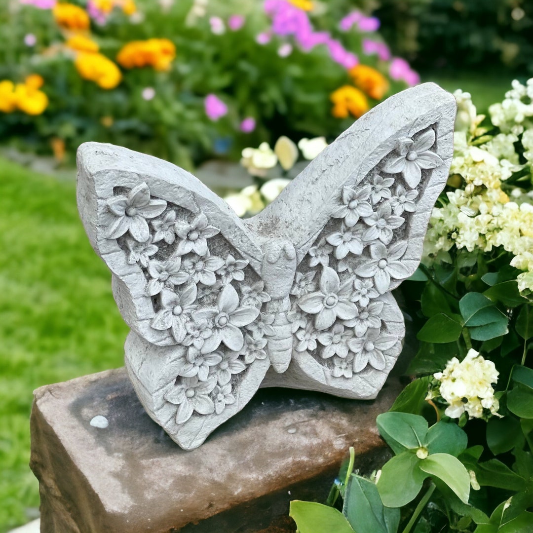 Detailed Butterfly Statue Concrete Butterfly Figurine Outdoor Realistic ...