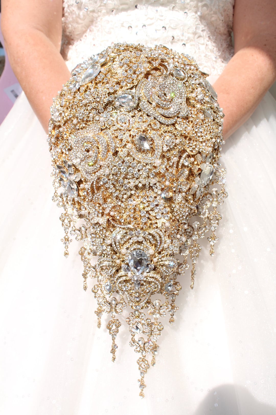 Golden Fantasy: Extra Bling, Super Luxurious Full Jeweled Gold Brooch ...