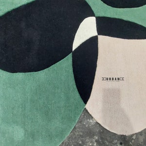 Modern Abstract Green Irregular Shape Woolen Hand Tufted Designer Area ...