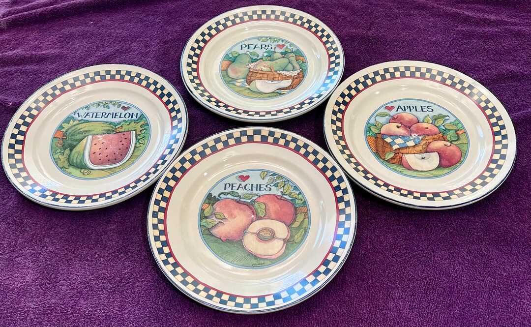 Vtg. SUSAN WINGET checkerboard Farms Dinner Plates Watermelon, Peach ...