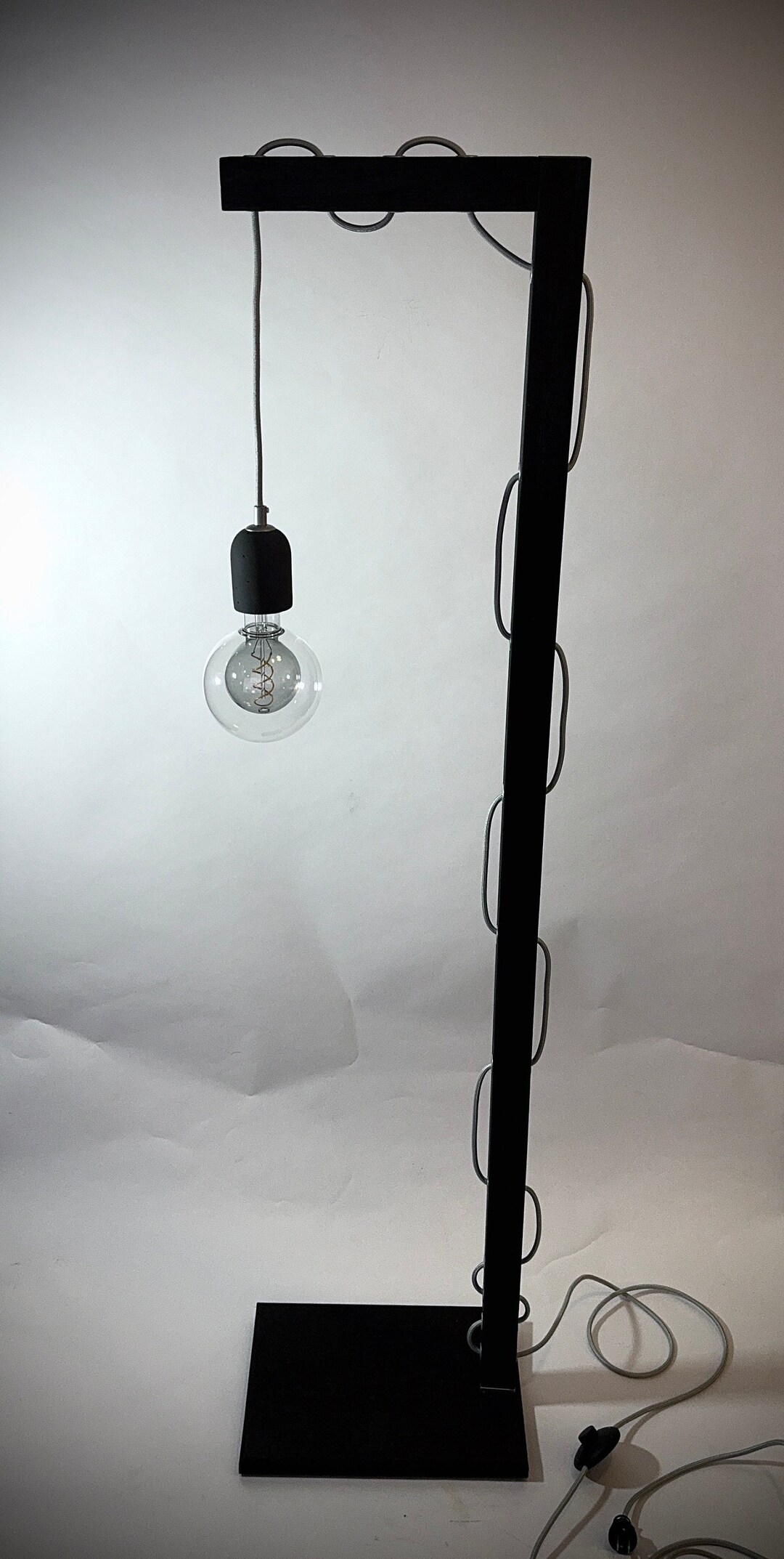 Yakisugi Wood Floor Lamp: Shou Sugi Ban, Silver Lace Concrete Design - Etsy