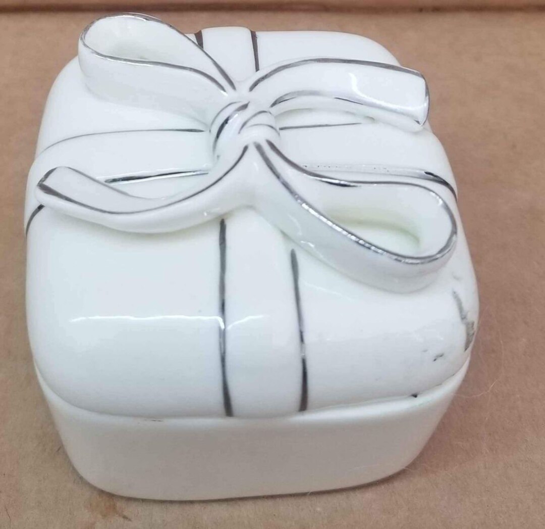 Porcelain Bow Box With Lid - Etsy