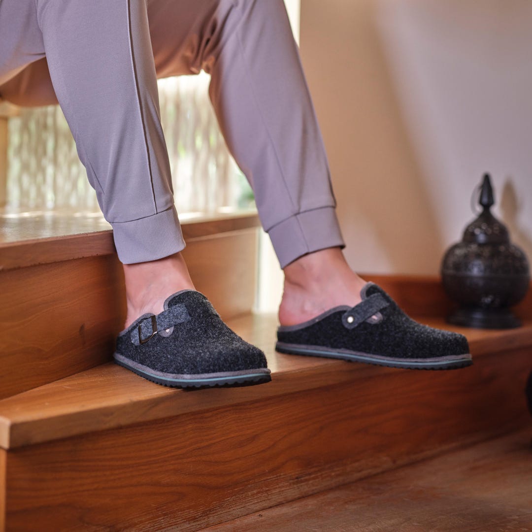 WUZZA Men's Recycled Felt Slippers: Eco-friendly Indoor/outdoor Comfort ...