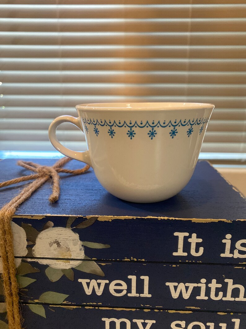 Set of 4 Corelle White With Blue Snowflake Design - Etsy