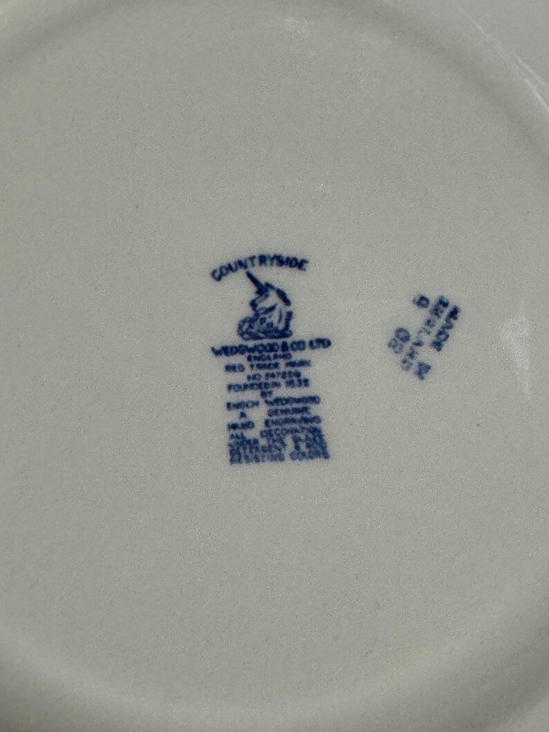 VTG Wedgwood Blue & White “countryside” Plates - Etsy