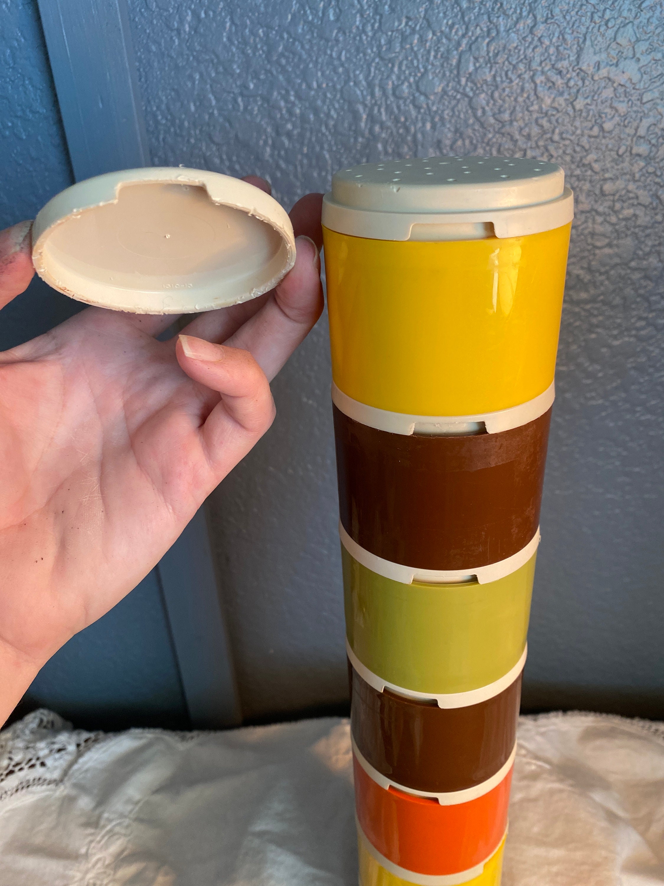 Retro Tupperware Stackable Shaker Containers Set of 7 - Etsy