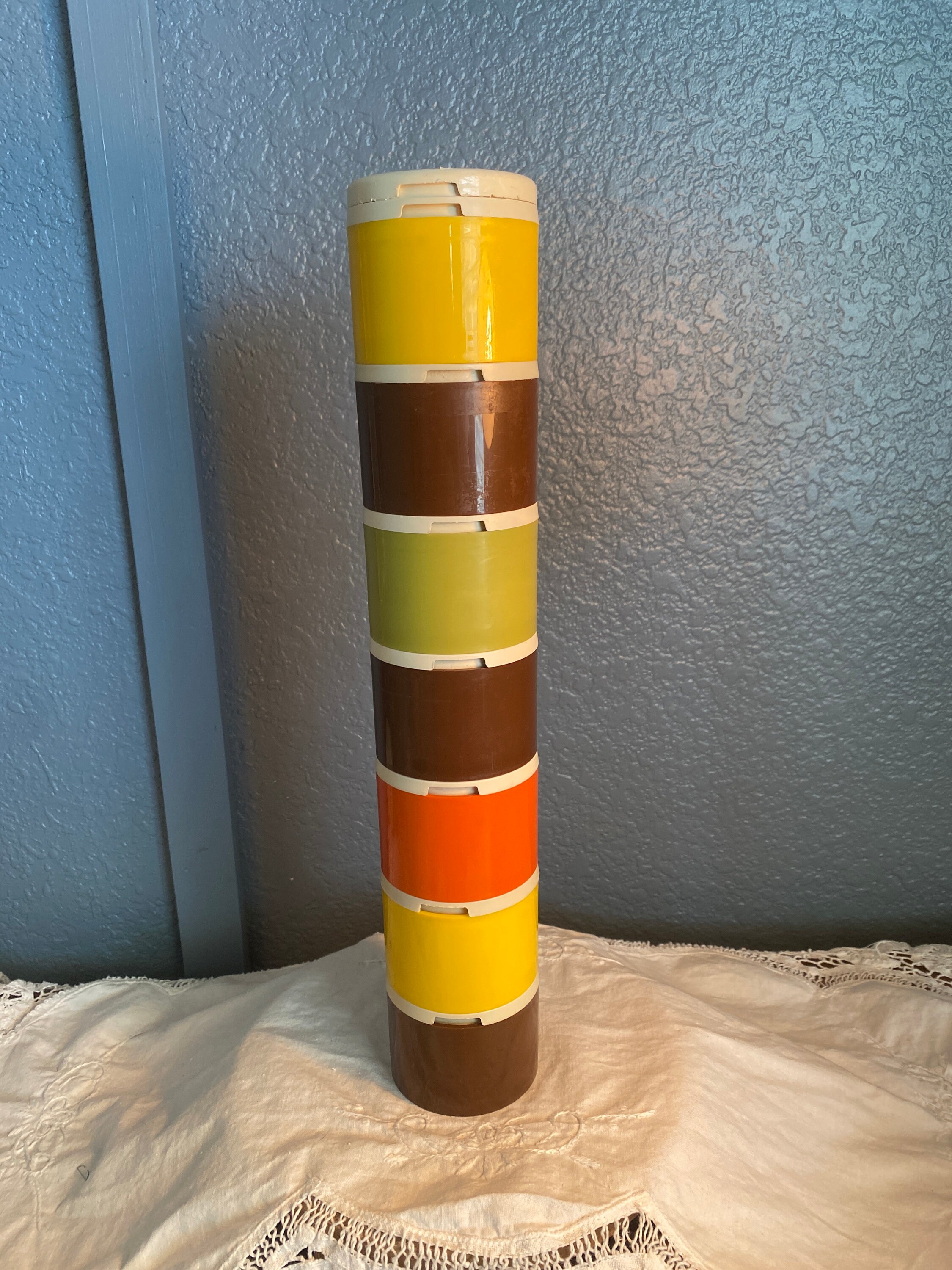 Retro Tupperware Stackable Shaker Containers Set of 7 - Etsy