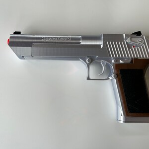 Resident Evil Lightning Hawk - Etsy