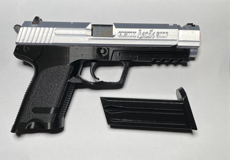 Resident Evil 4 Remake Leon's SG-09R - Etsy Australia