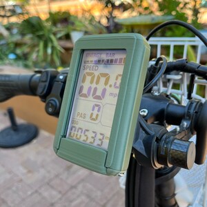 LECTRIC Army Green WATER RESISTANT Screen Protector With M5 Screens ...