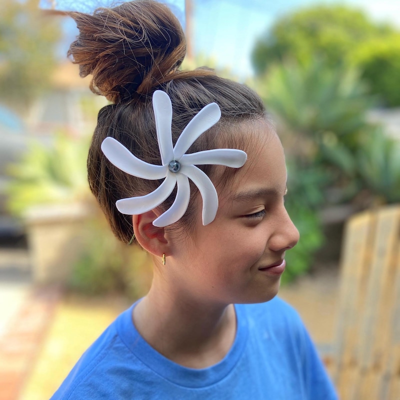 Pearl Flower Hair Picks - Etsy