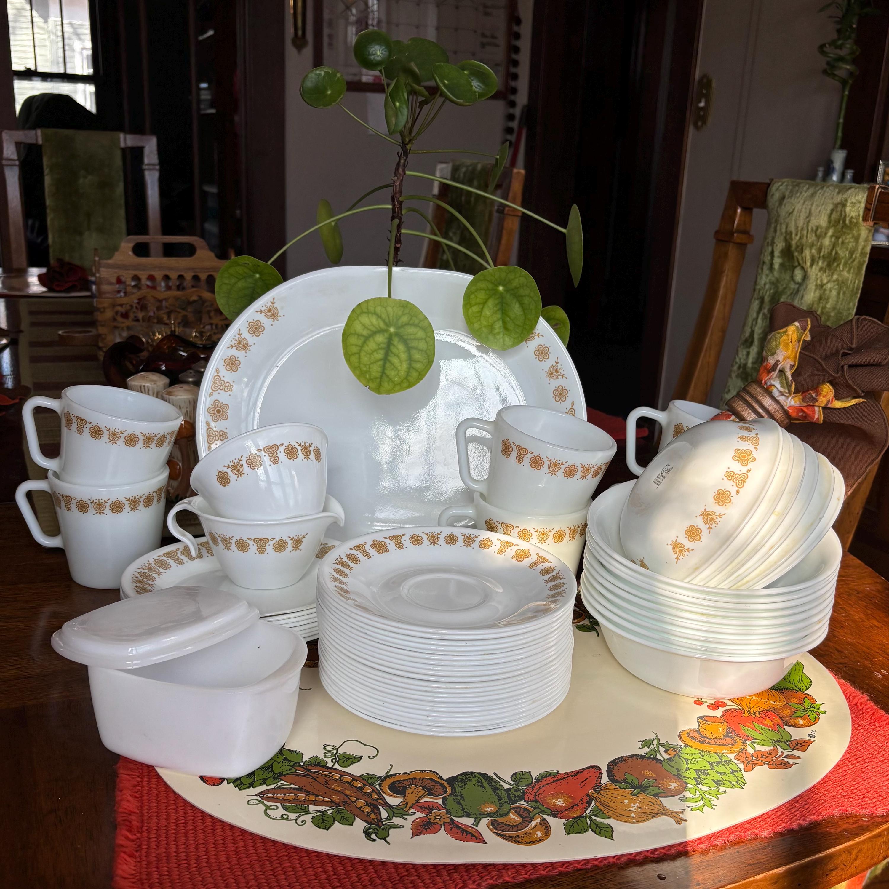 70s Butterfly Gold Corelle Dinnerware Set - Etsy