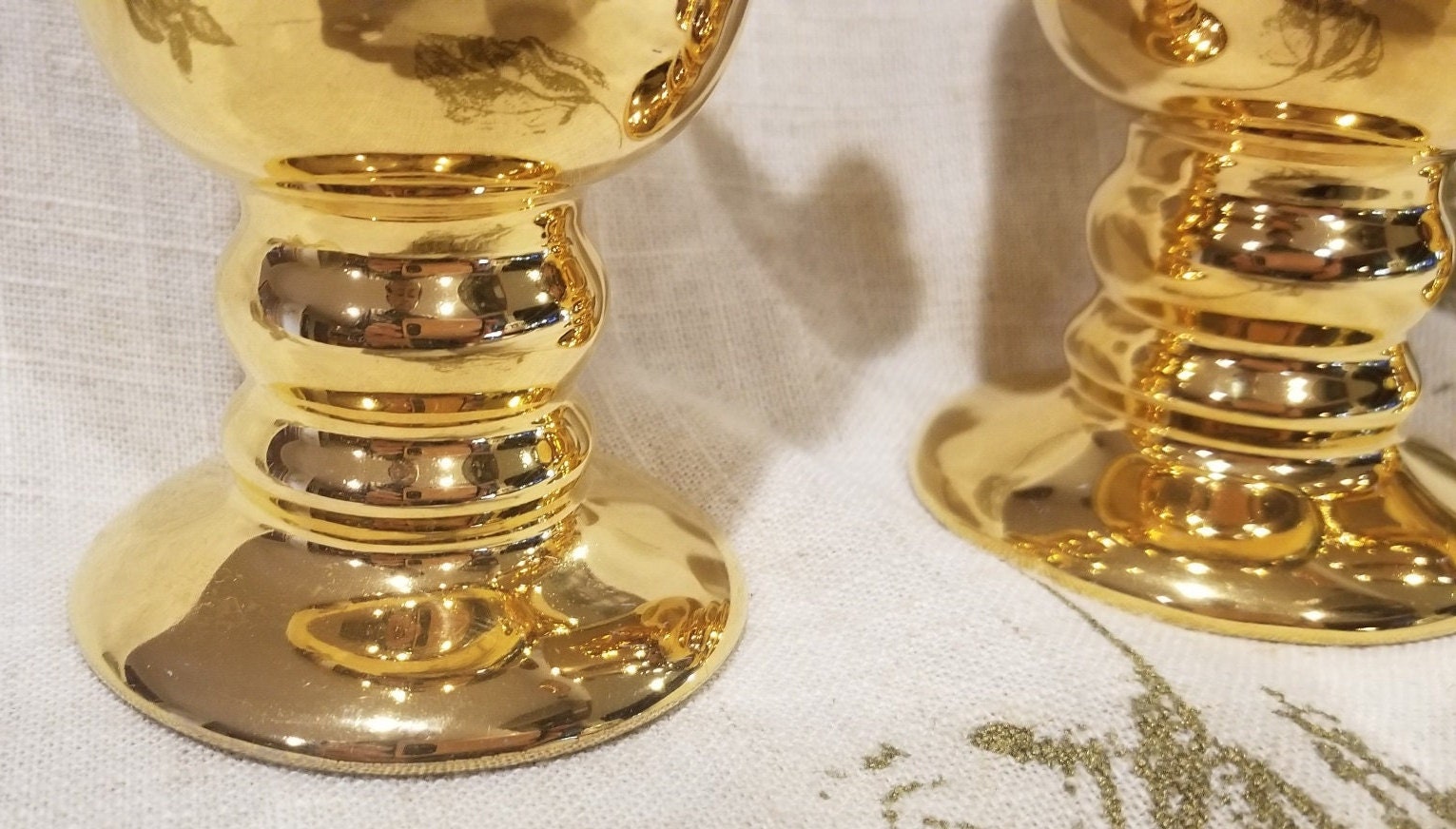 Pair of Hall 1272 Gold Pedestal Mugs - Etsy
