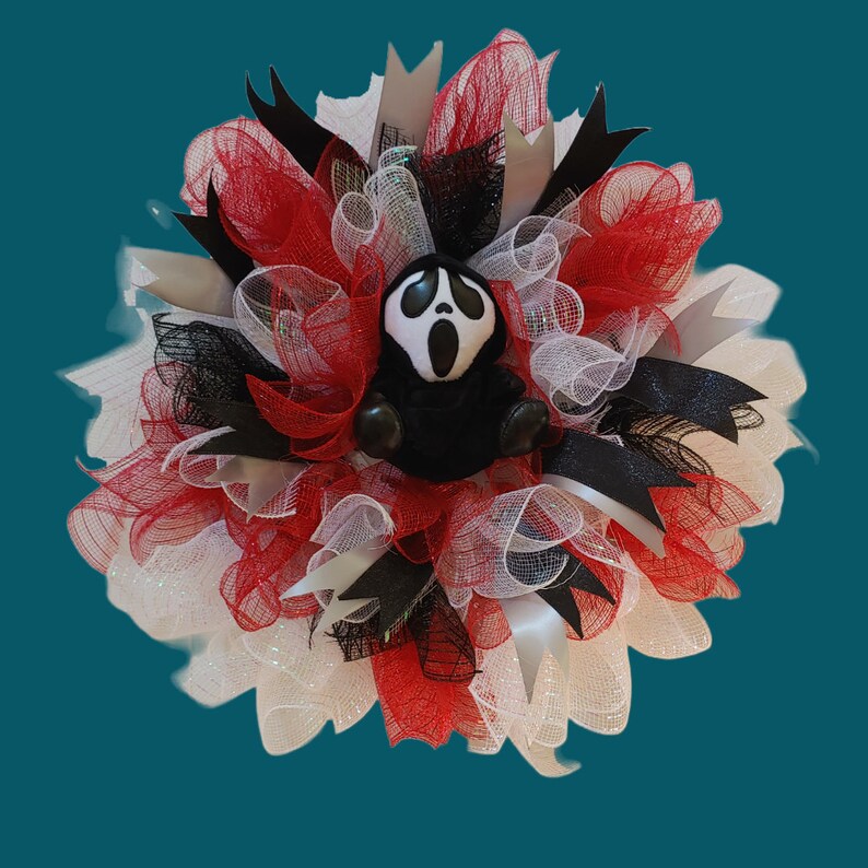 Scream for Halloween Wreath With Lights - Etsy