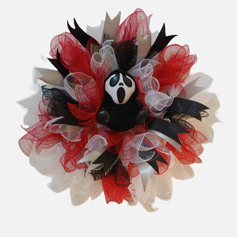 Scream for Halloween Wreath With Lights - Etsy