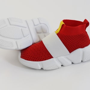 Sonic Shoes for Kids Sonic Chaos Emeralds and Power Rings Sonic the ...