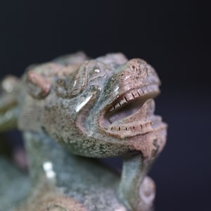 Green Jade Beast Statue, Antique Hand Carved Statue, Hunting Theme ...