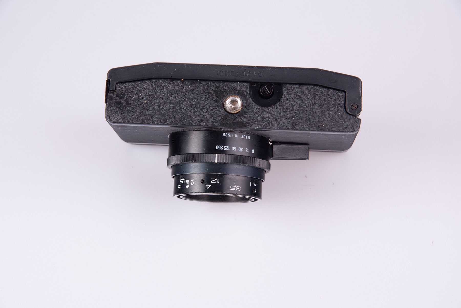 Smena-symbol is a Soviet Scale Camera Produced by the LOMO. Soviet 35mm ...