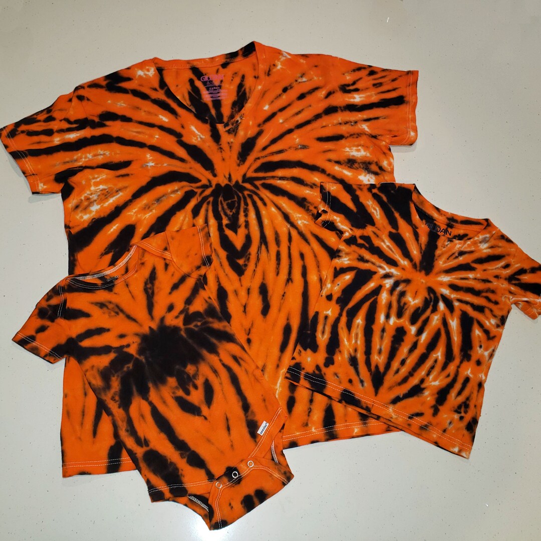 Halloween Spider Tie-dye T-shirt - Etsy