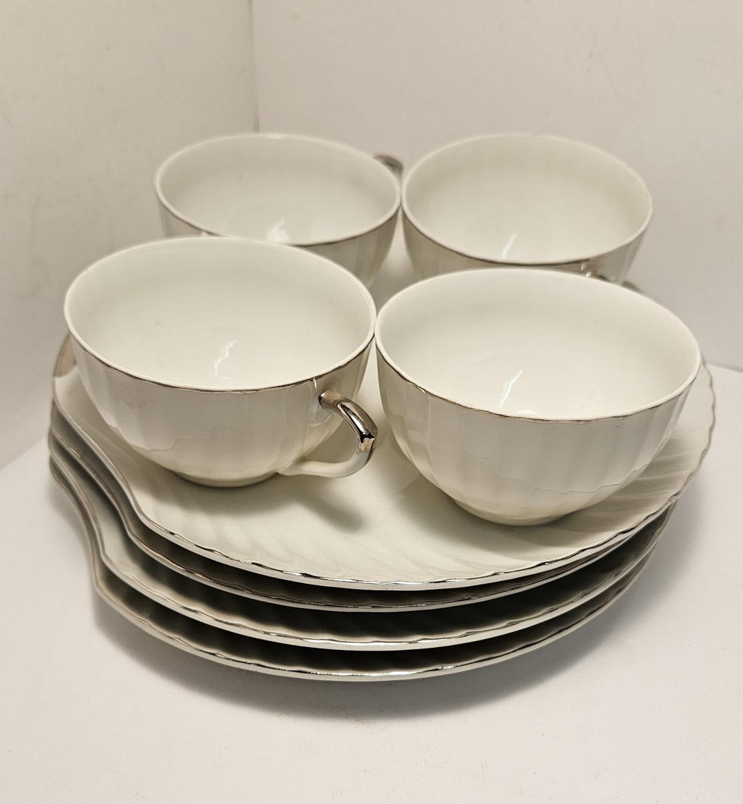 Vintage Set of 4 Kelvin X 400 Clam Shell Appetizer Plates W/ 4 Cups ...