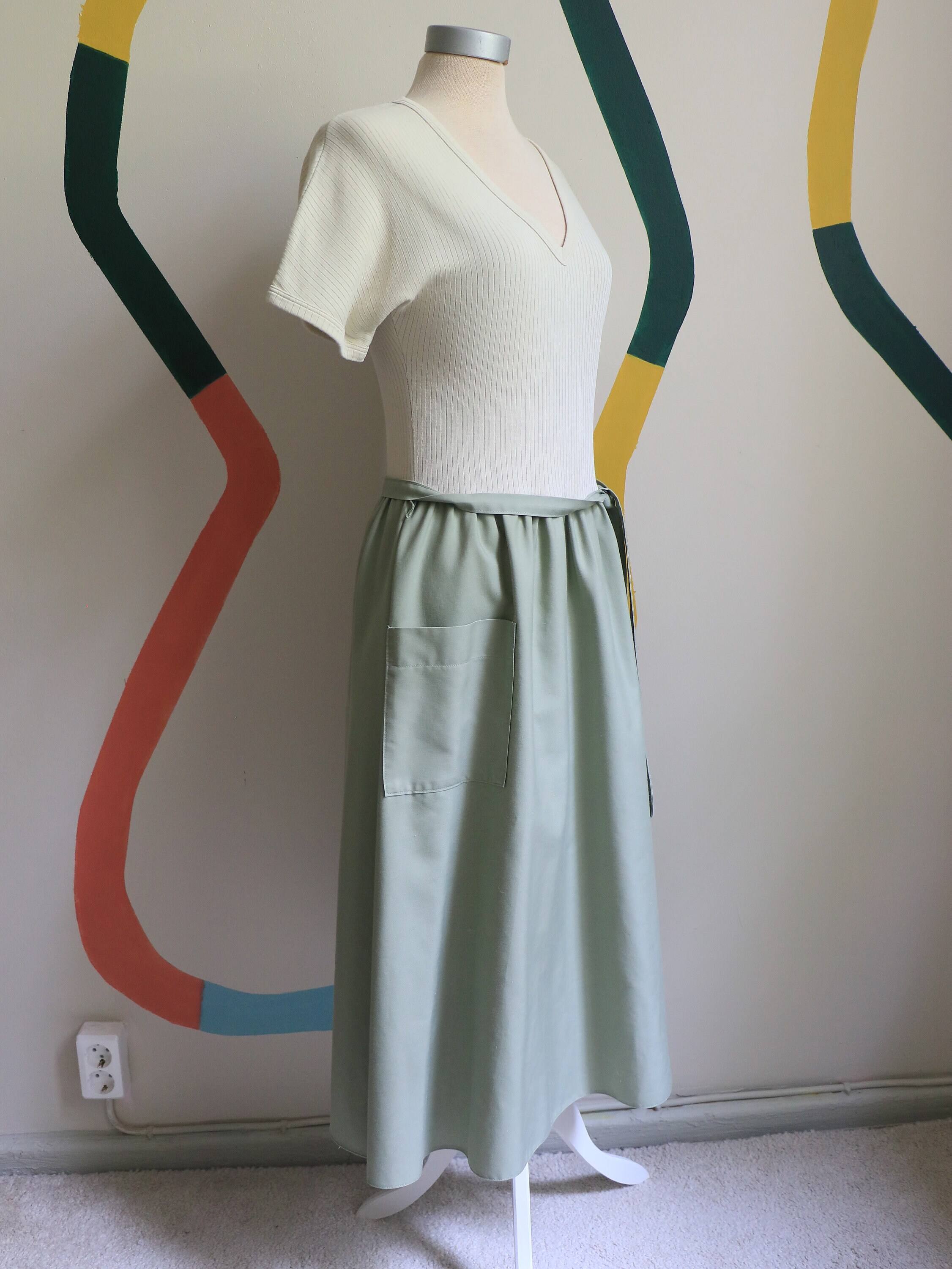 Vintage House Dress S/M, Minimalist Fitted Jersey Top With Full Skirt ...