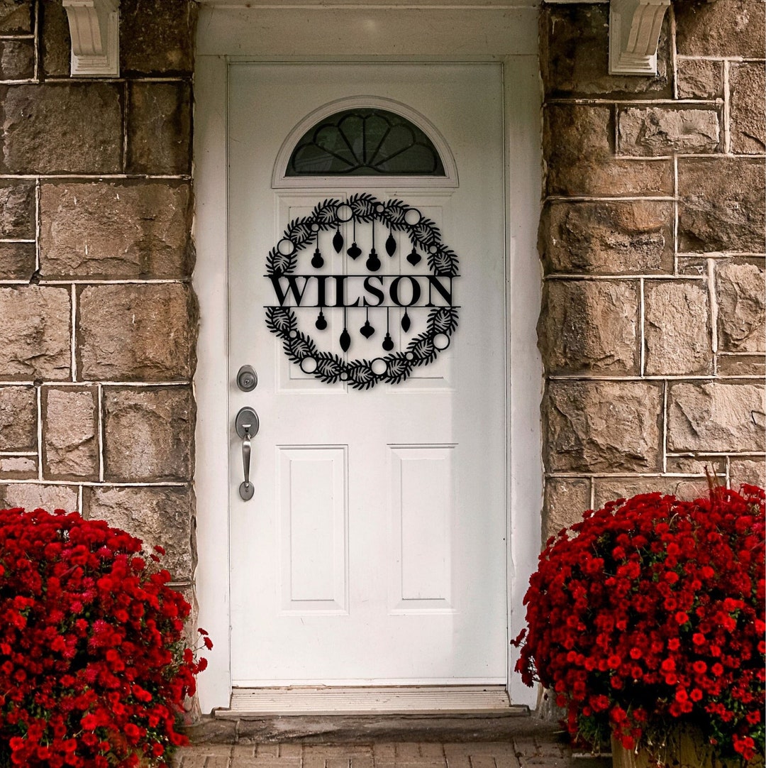 Custom Christmas Wreath Metal Sign, Personalized Christmas Home Decor ...
