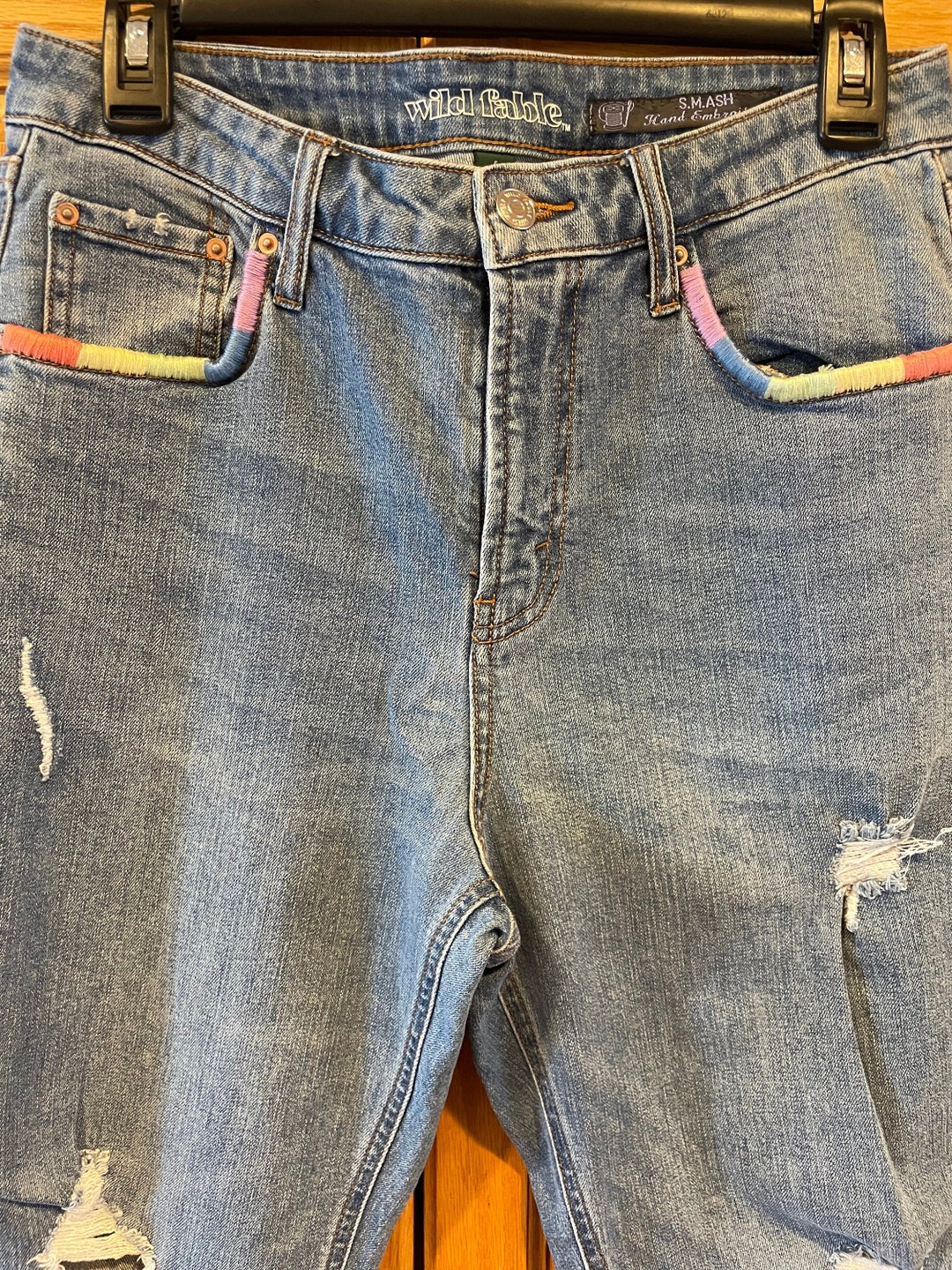 Hand Embroidered Pockets With Back Pocket Flowers, Size 6 Wild Fable ...