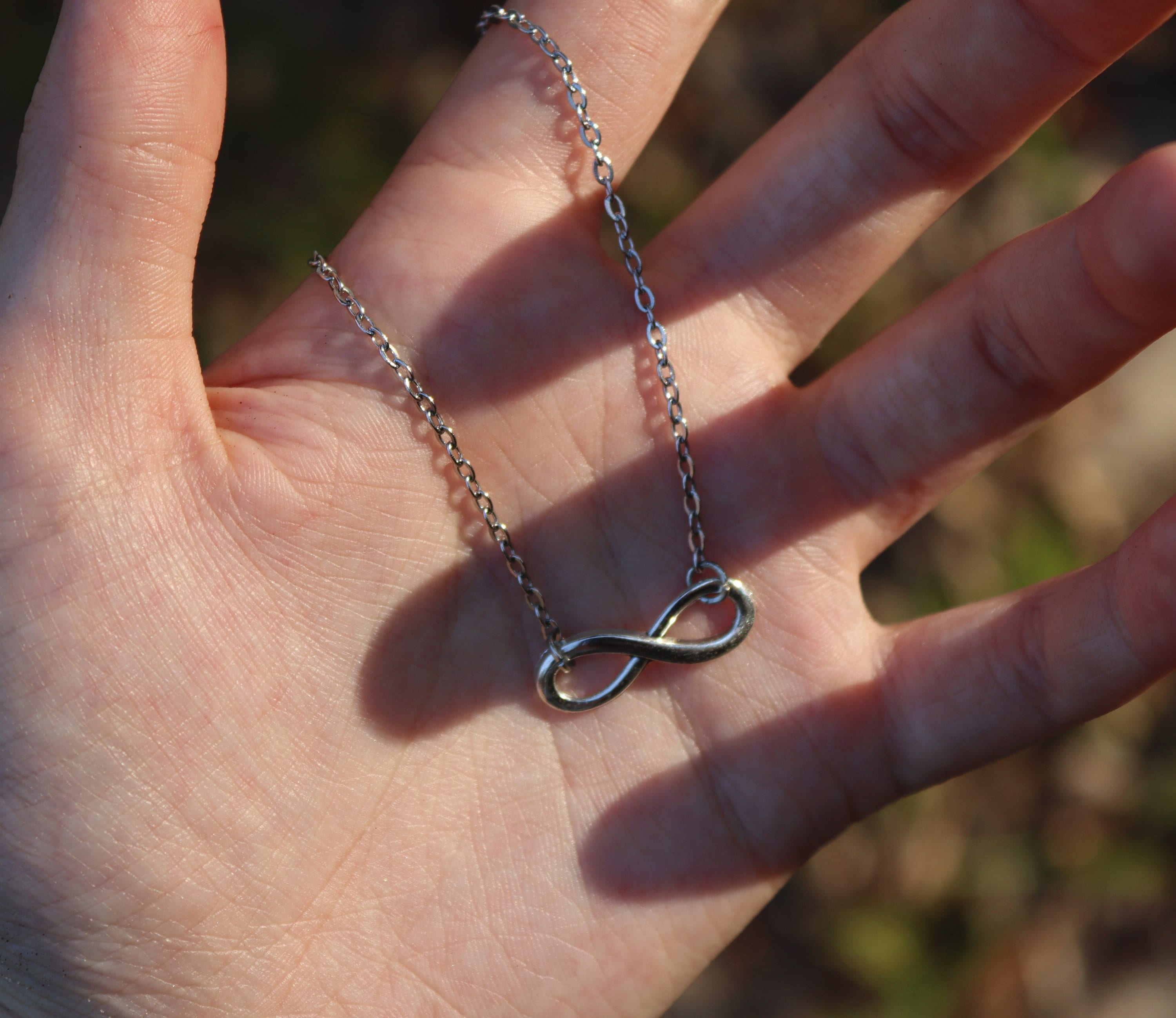 Belly Conklin's Infinity Necklace From 'the Summer I Turned Pretty ...