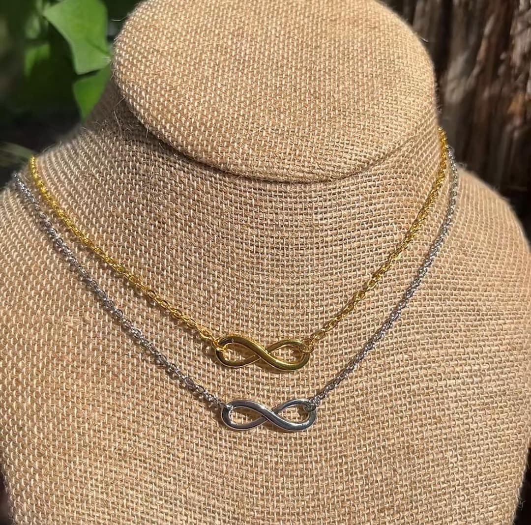Belly Conklin's Infinity Necklace from 'The Summer I Turned Pretty ...