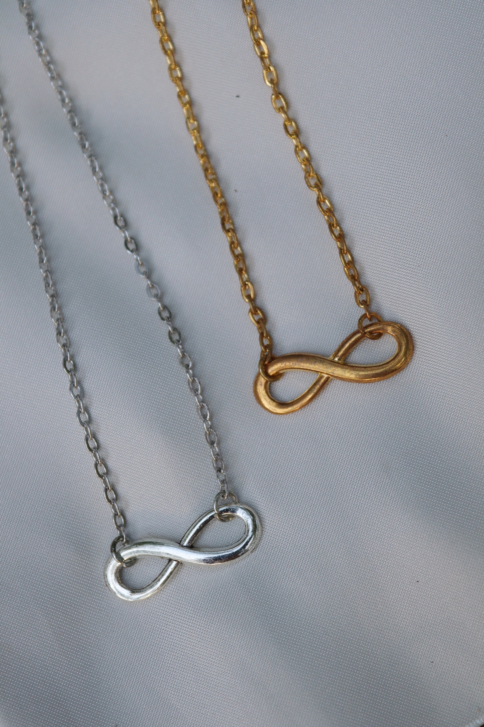 Belly Conklin's Infinity Necklace From 'the Summer I Turned Pretty ...