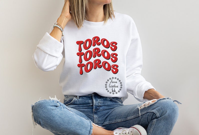 Toros Bull Football Mascot PNG Design|red and Black School Spirit ...