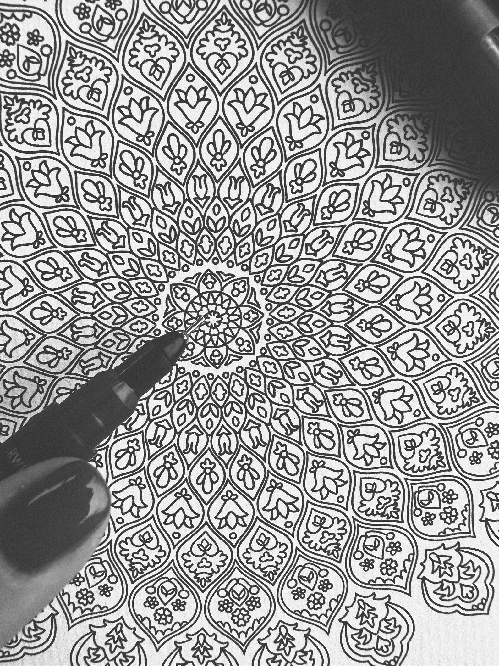 Detailed Persian Art Coloring Sheet - Intricate Patterns, Arabesques ...