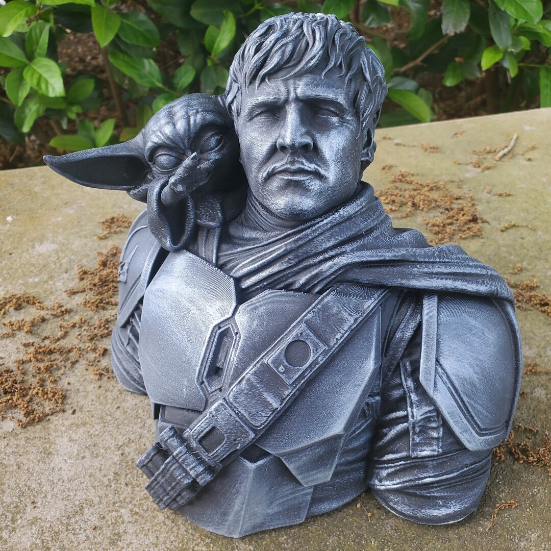 Din Djarin, Mandalorian Bust, Baby Yoda, Grogu, Starwars Fan Art Statue ...