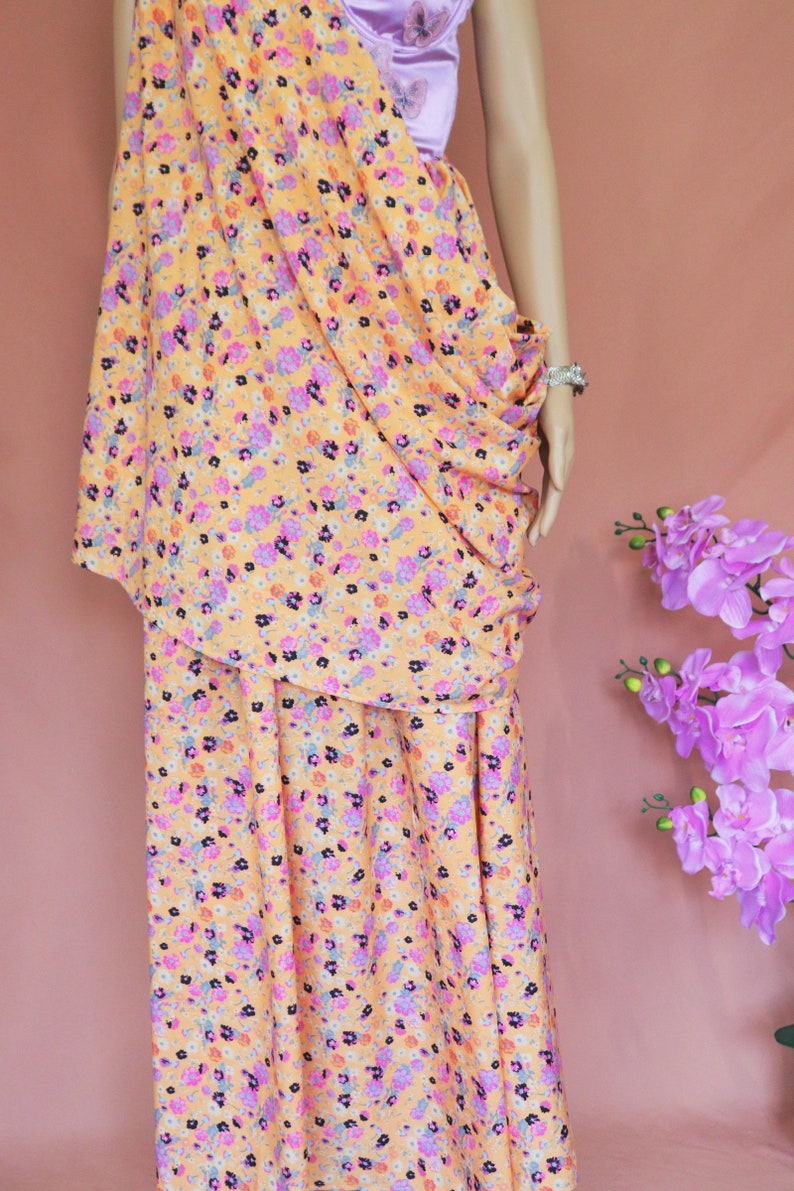 Mushanana in Peach Floral Pattern Umukenyero Umucenyero Umwitero ...